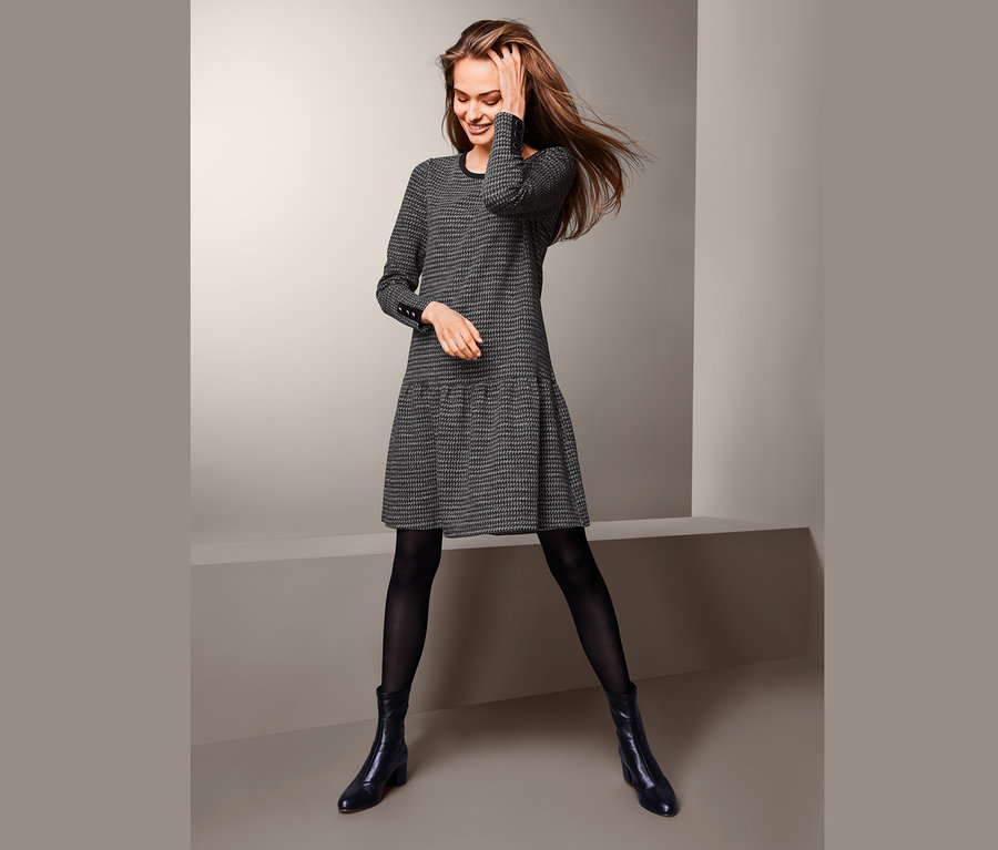 Sukienka ze strukturą 397334 w Tchibo